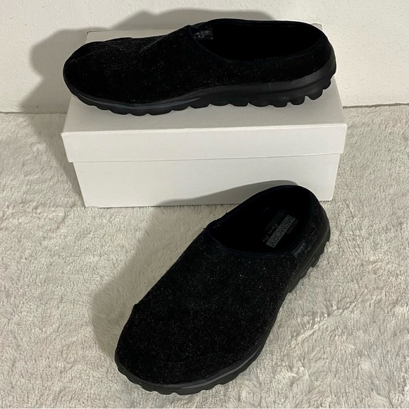 Skechers | Shoes | Skechers Black Knit Go Walk Memory Form Fit Mules ...